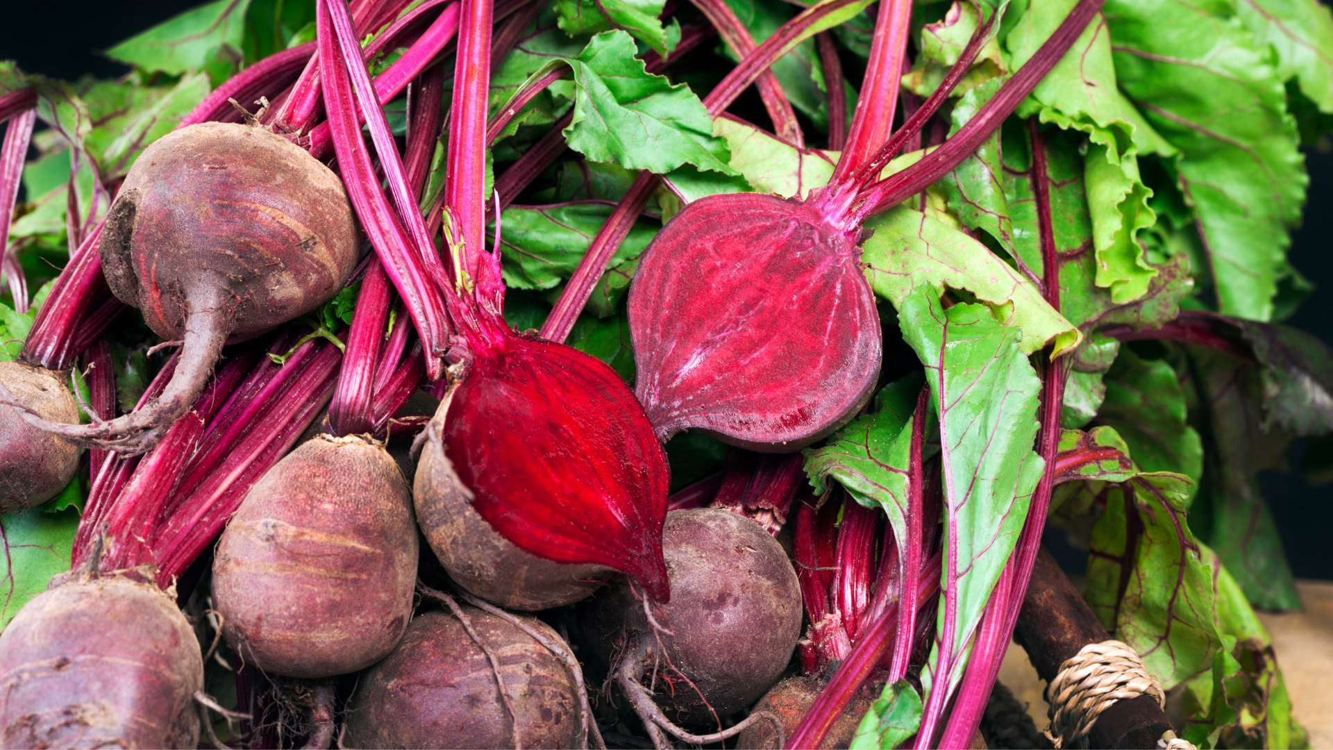 Beetroot: Uses, Benefits, Dosage, Side Effects & More!